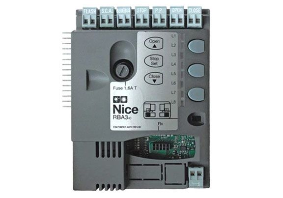 Nice RBA3 besturing voor schuifpoortopener